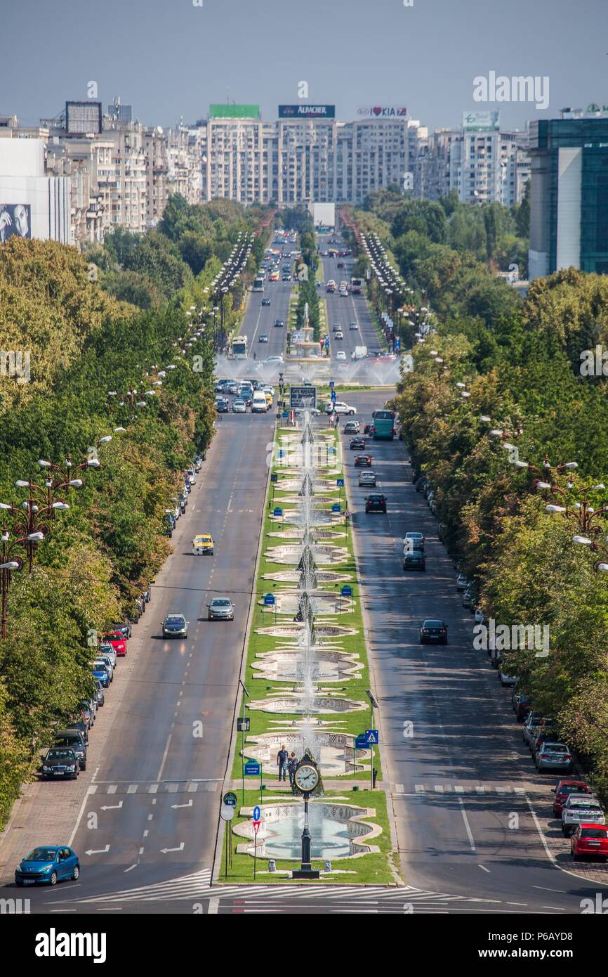 Bucharest romania skyline hi-res stock photography and images - Alamy