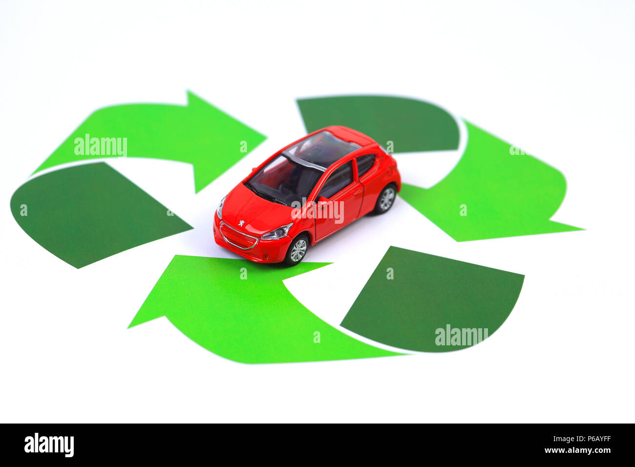 Recycling car, still-life Stock Photo - Alamy