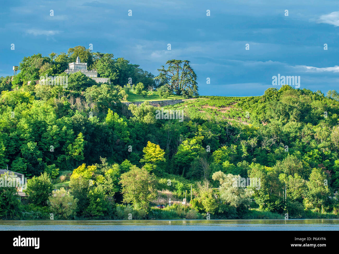 Fronsac wine hi-res stock photography and images - Alamy