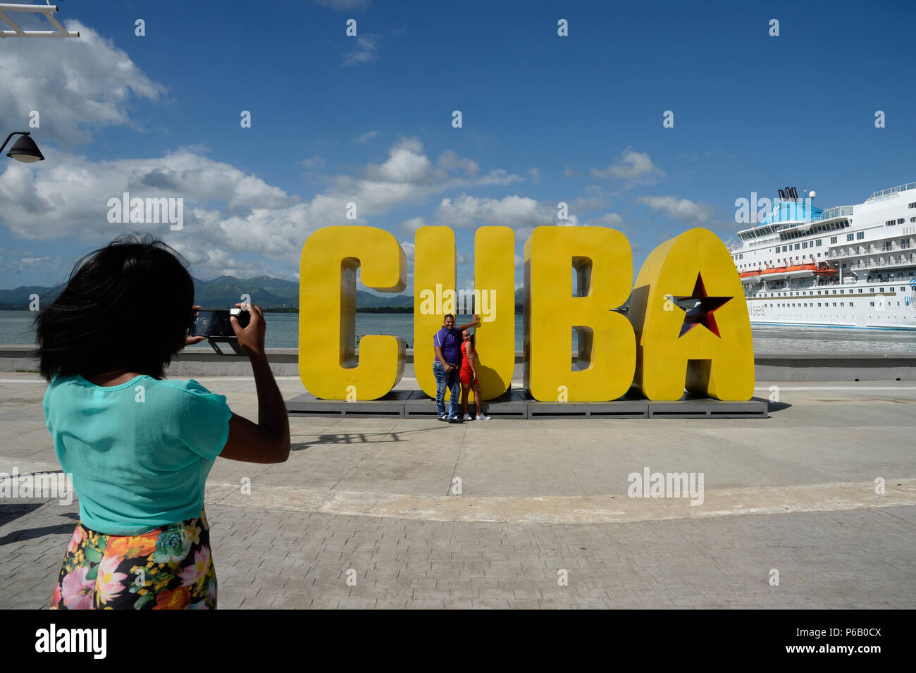 Cuba shape hi-res stock photography and images - Alamy