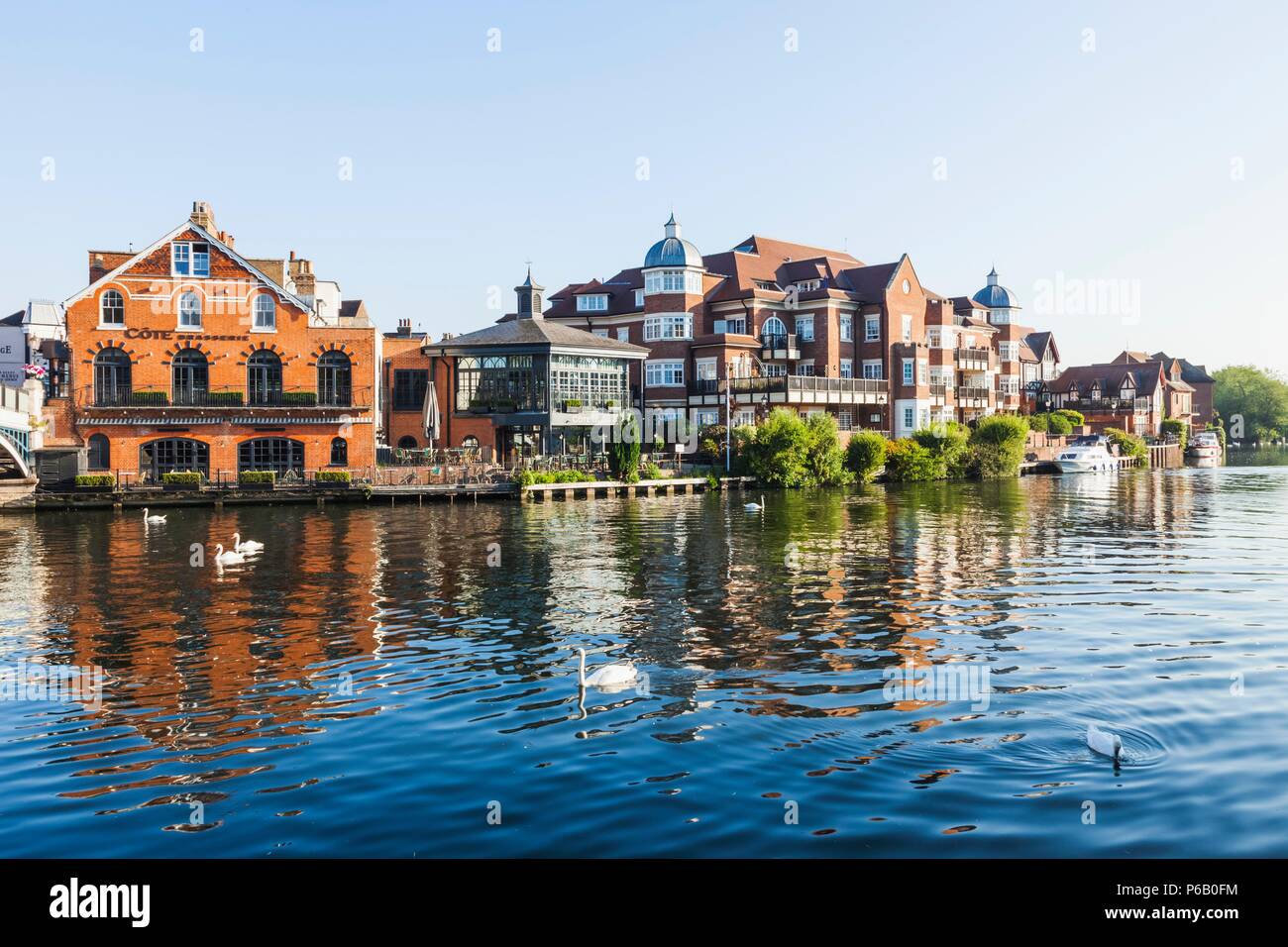 Windsor town hi-res stock photography and images - Alamy
