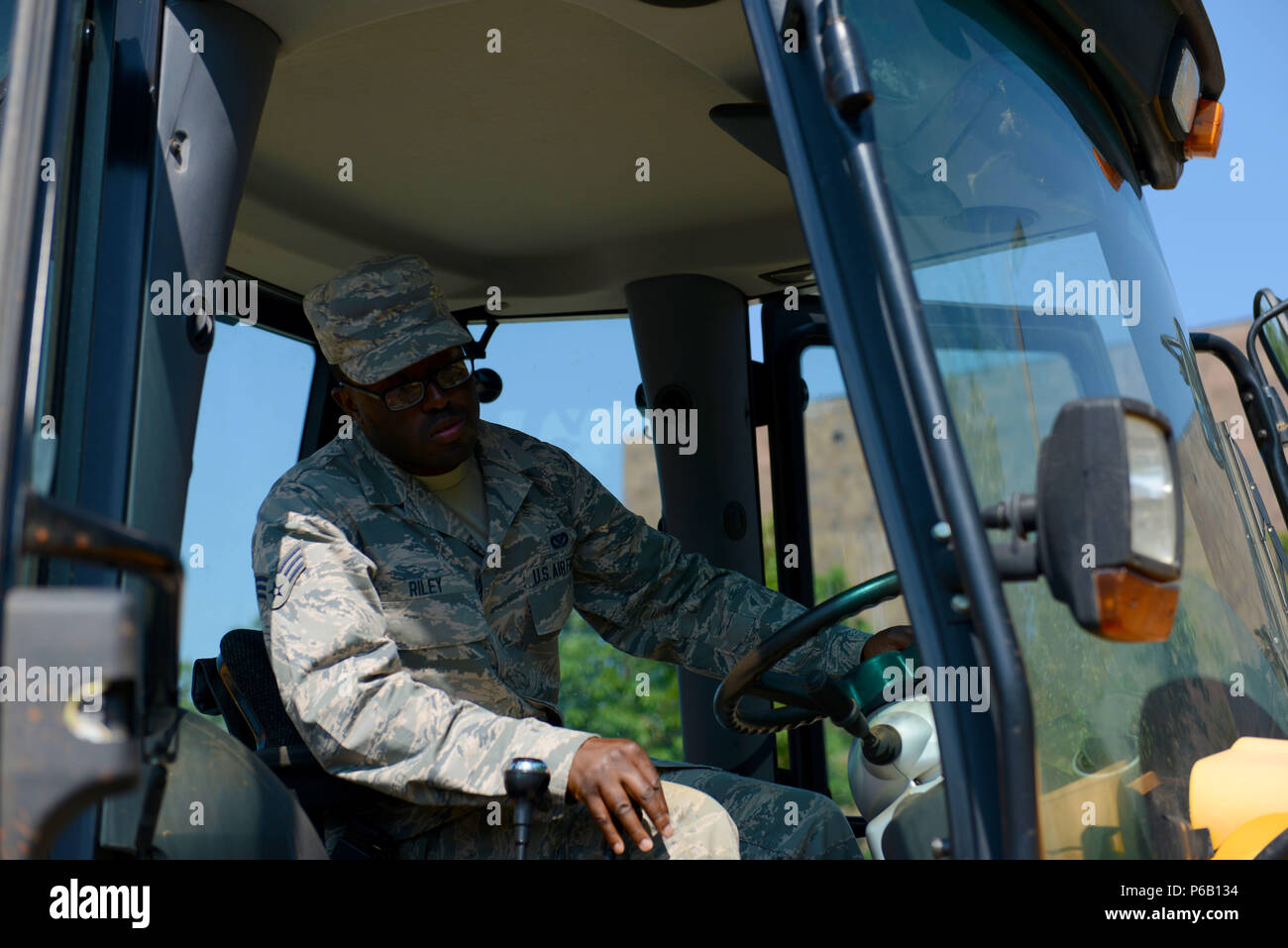 U.S. Air Force Airman 1st Class Lincoln Riley, 20th Civil Engineer ...