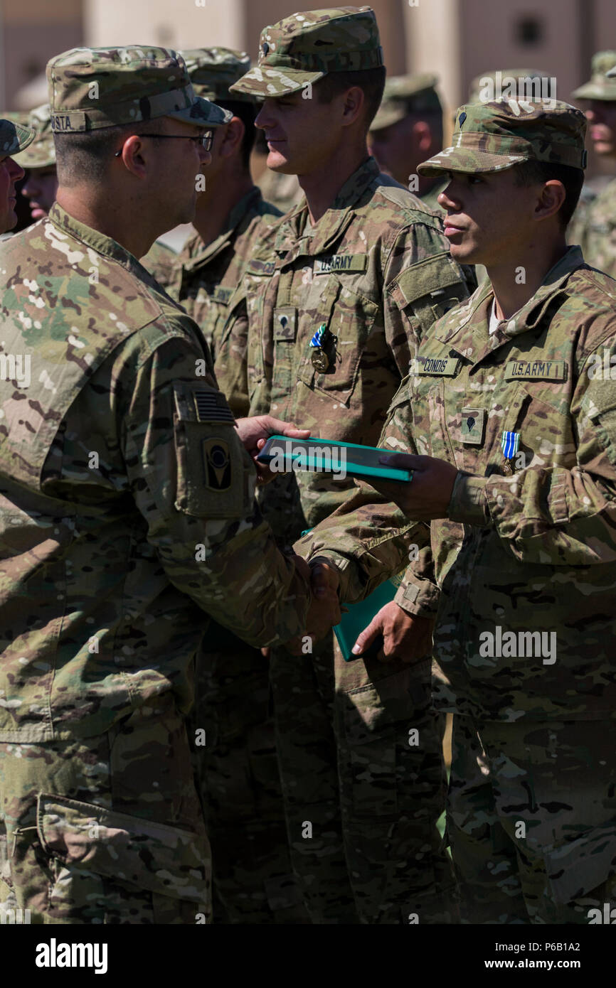 1st battalion 124th infantry regiment hi-res stock photography and ...