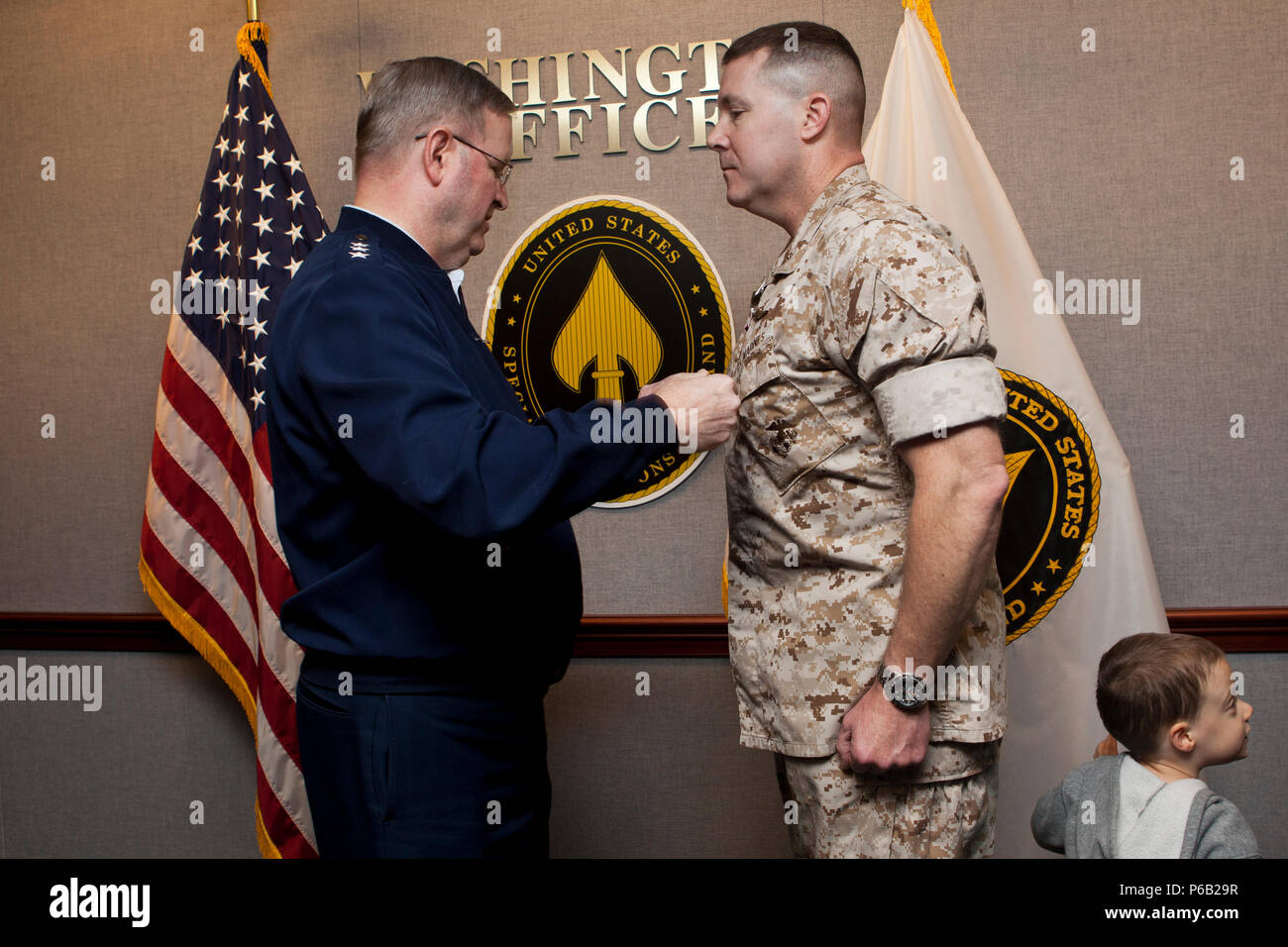 Lt col parry hi-res stock photography and images - Alamy