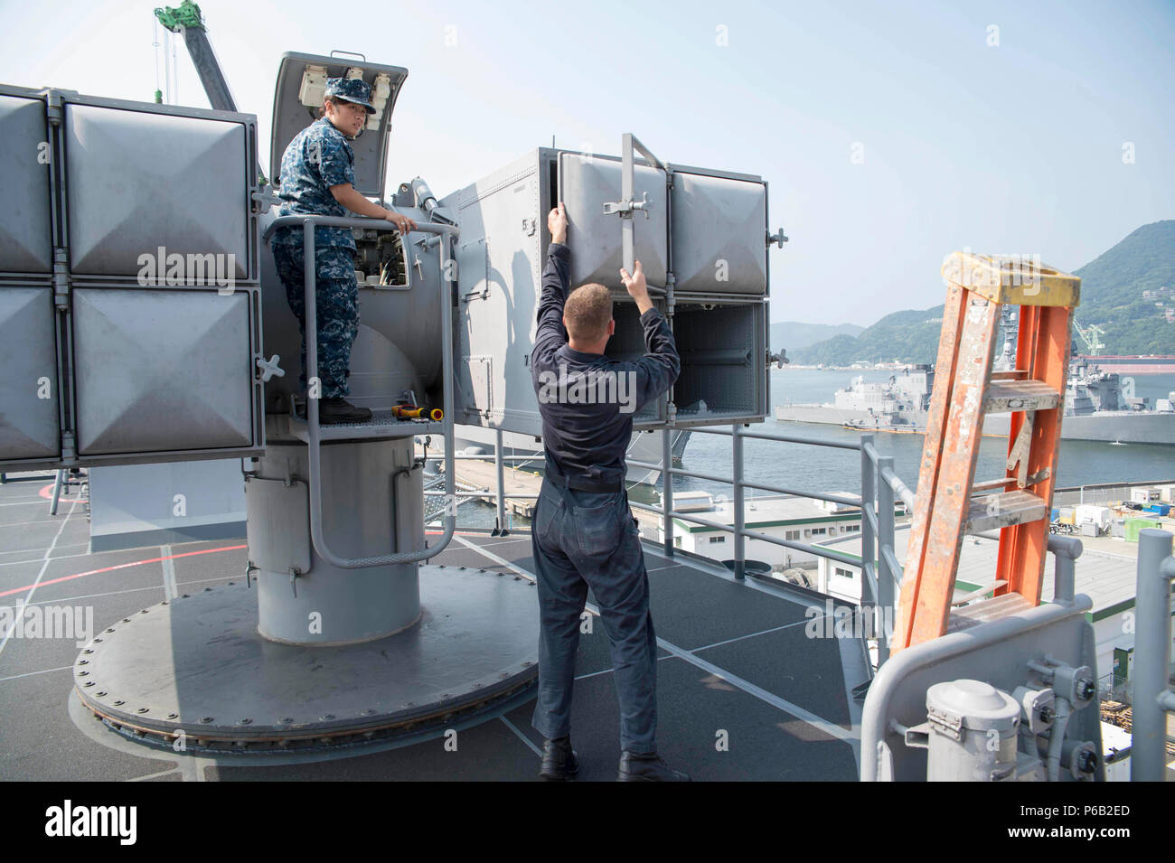 160804-N-XK809-037 SASEBO, Japan (August 4, 2016) Fire Controlman 3rd ...