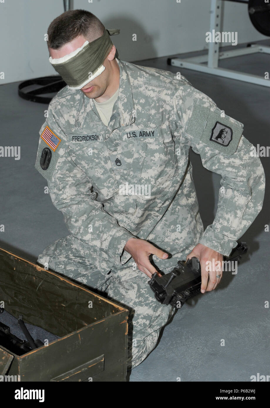 U.S. Army Staff Sgt. Seth Fredrickson, with the South Dakota Army ...
