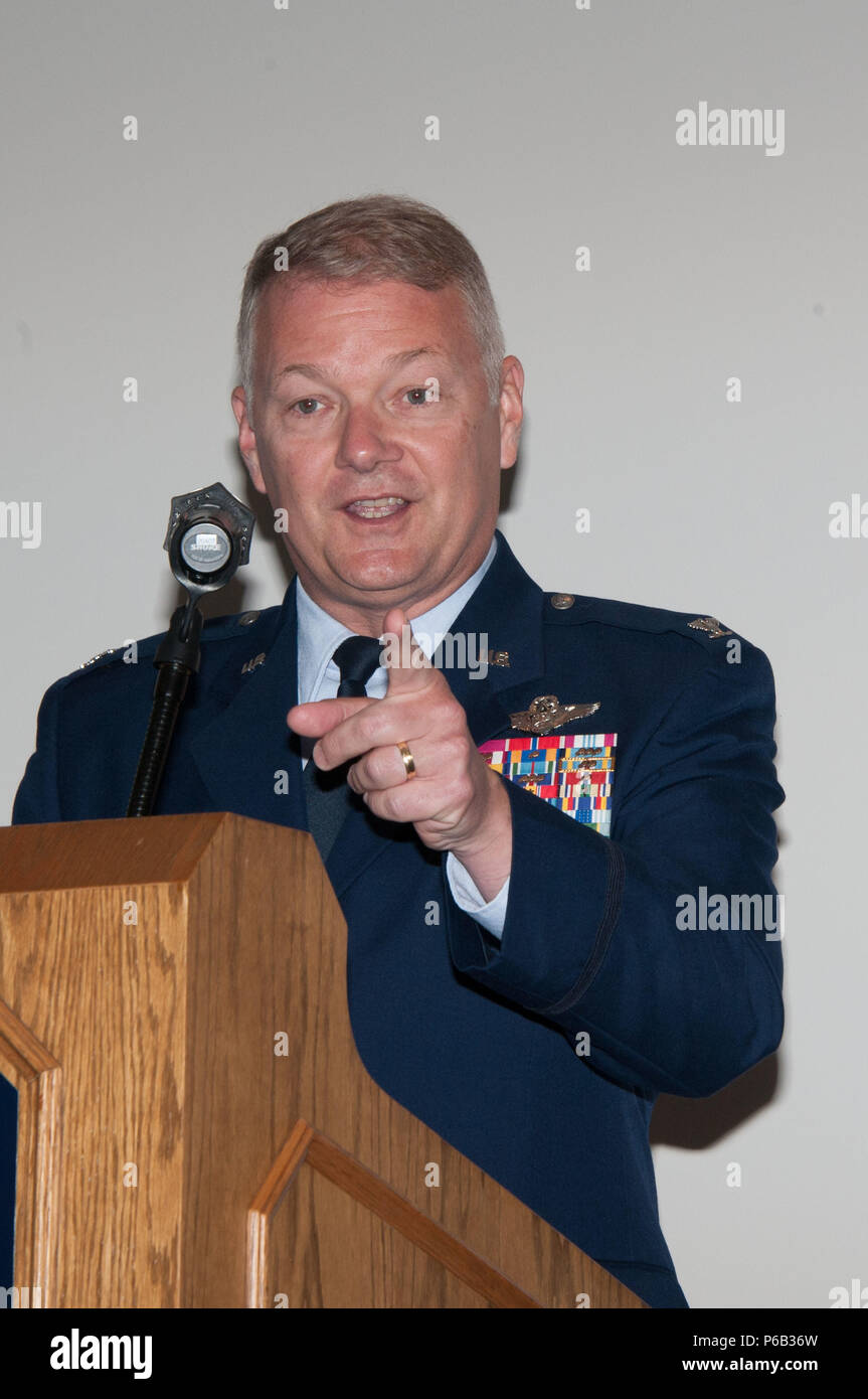 Maxwell AFB, Ala. - Colonel Scott Rizer assumes command of Air ...