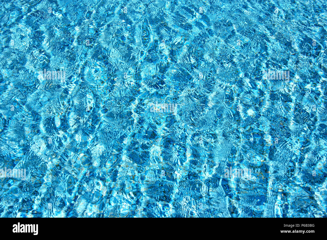 Light blue pool water shot hi-res stock photography and images - Alamy