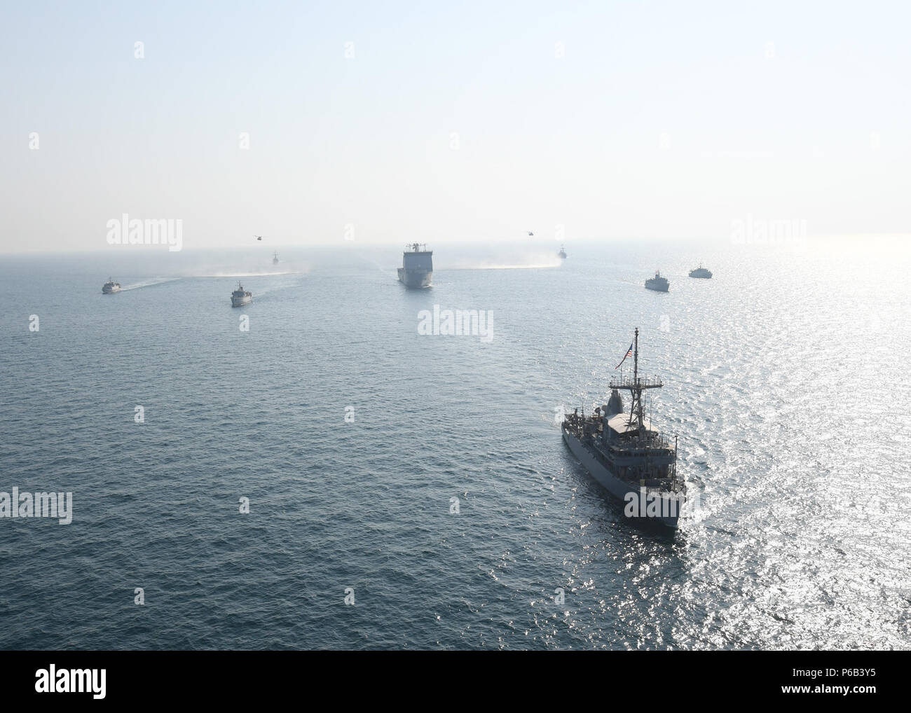 161019-N-XP344-394 ARABIAN GULF (Oct. 19, 2016) U.S. Navy mine ...