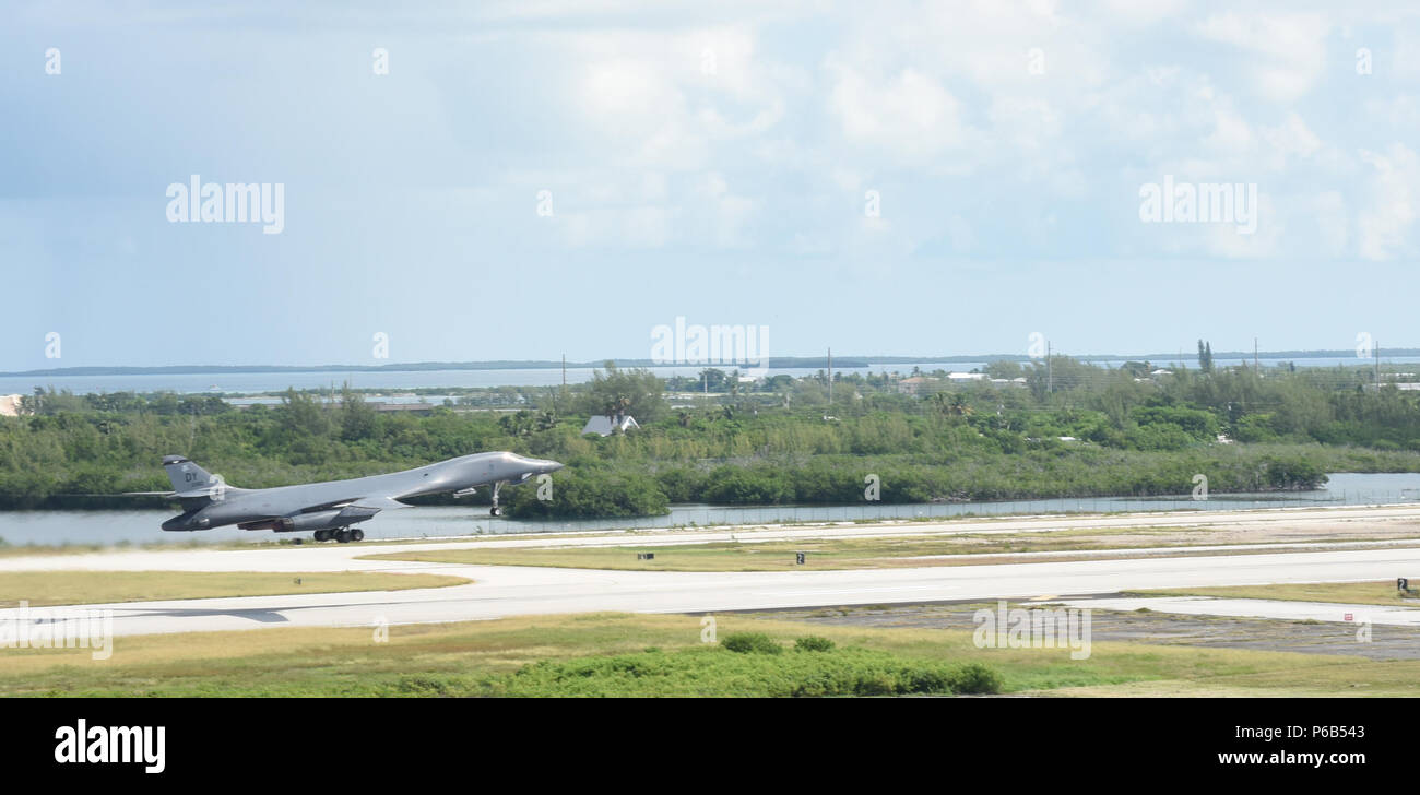 160823-N-SX614-048 KEY WEST, Fla. (Aug. 23, 2016) A B-1 bomber from the ...