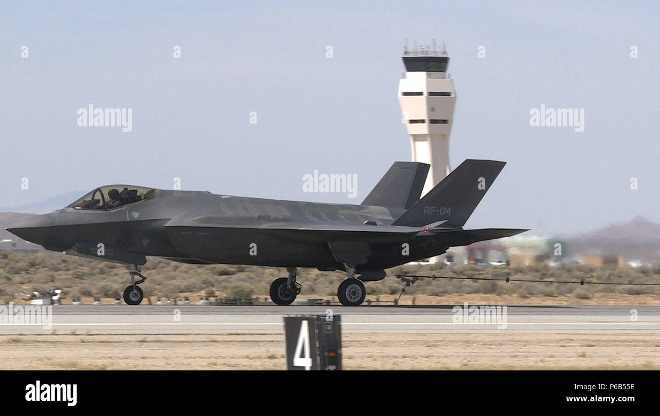 Video frame grab image hi-res stock photography and images - Alamy