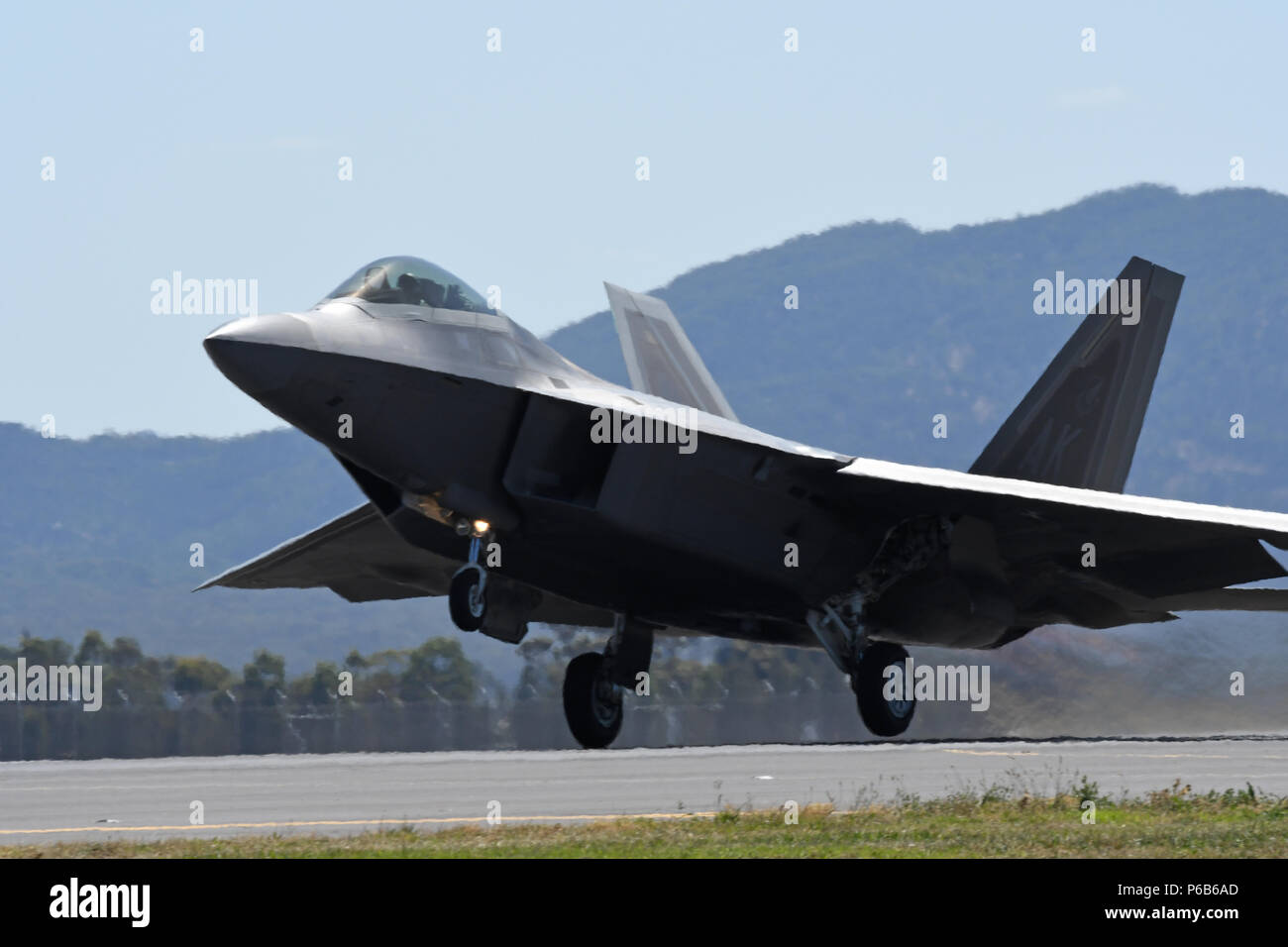 A U.S. Air Force F‑22 Raptor, a twin‑engine fifth‑generation air ...
