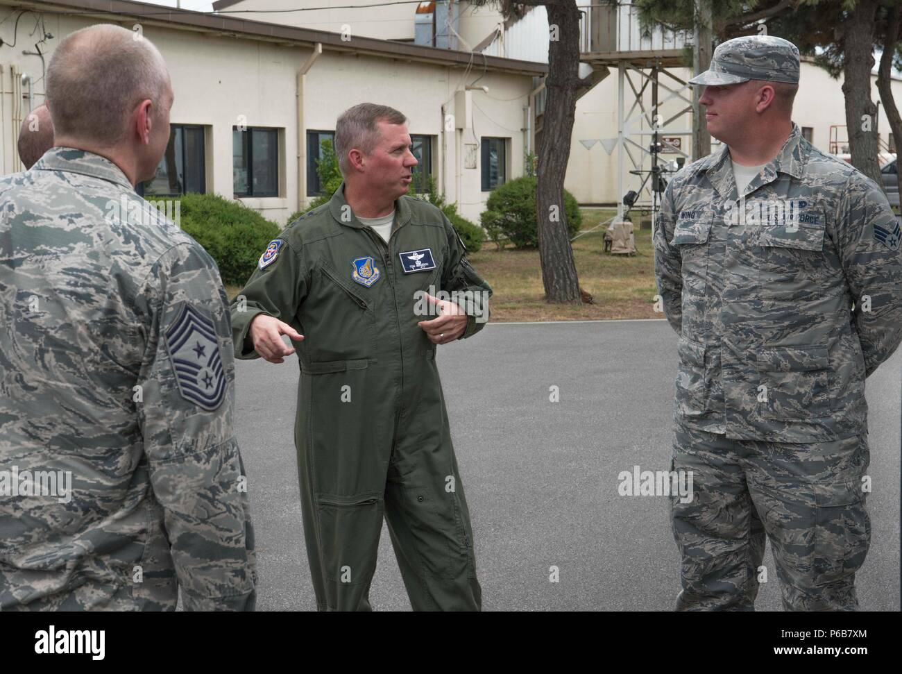 Lt. Gen. Thomas Bergeson, 7th Air Force commander, speaks with Senior ...