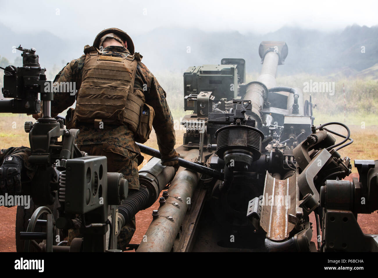 U.S. ARMY SCHOFIELD BARRACKS RANGE FACILITY – A Marine from Alpha ...