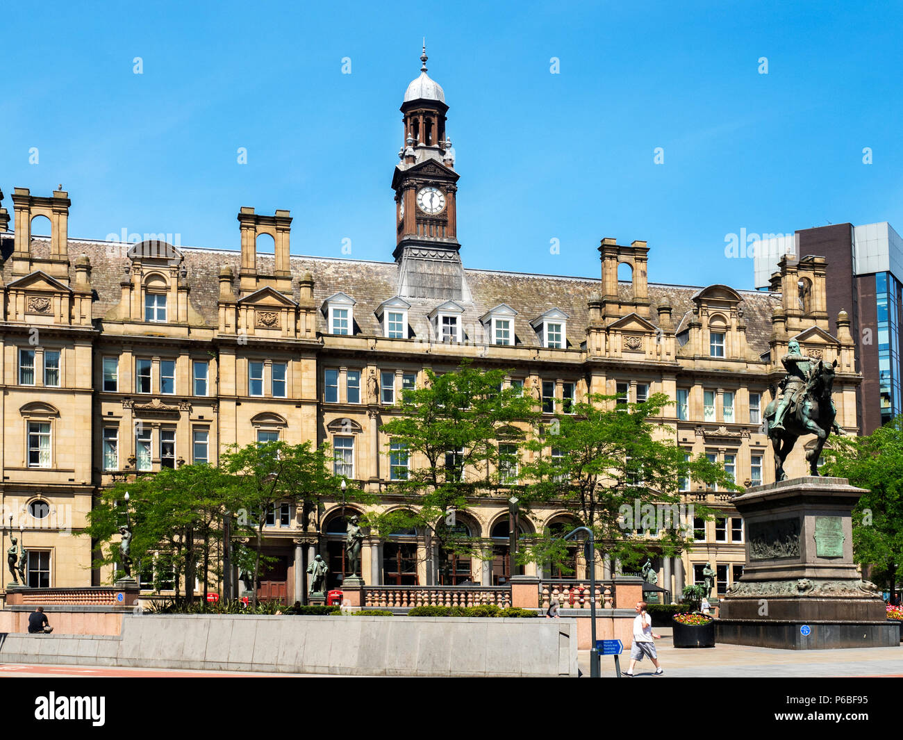 Leeds city centre architecture hi-res stock photography and images - Alamy