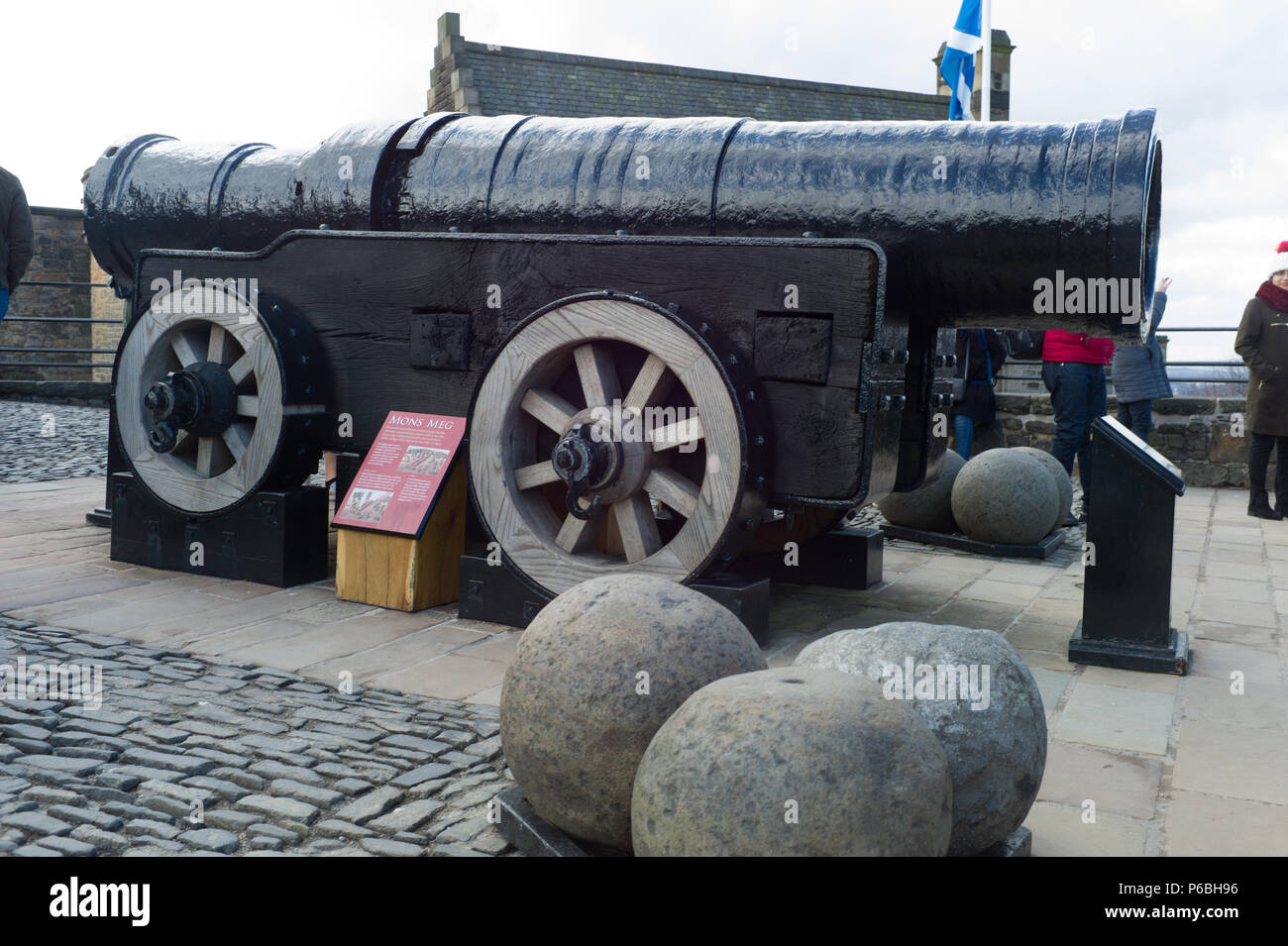 Mons Meg medieval Cannon at Edinburgh Castle Scotland Stock Photo - Alamy