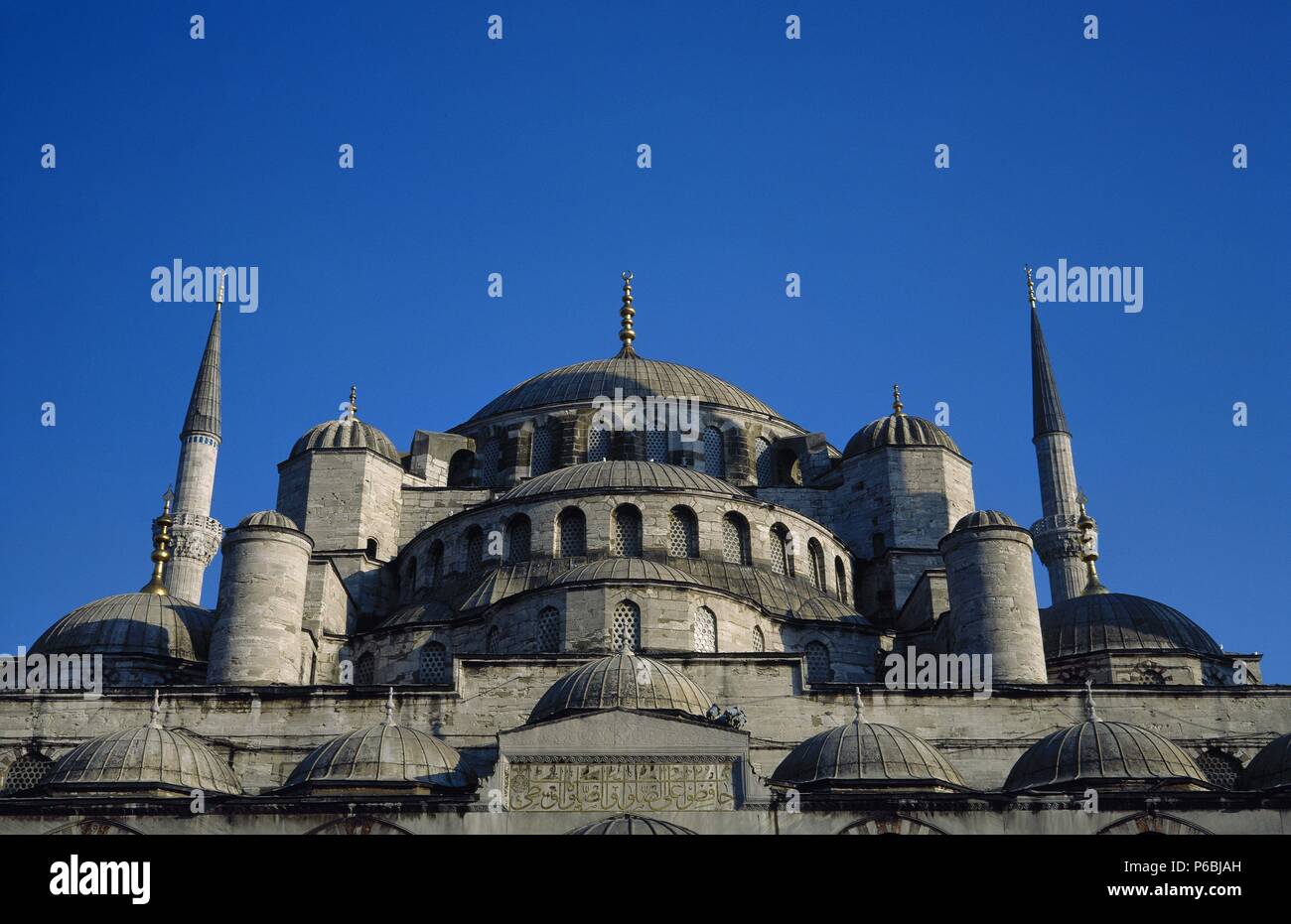Turkey. Istanbul. The Blue Mosque. 17th century. Built by Sedefkar Mehmed Agha (1540-1617). View ...