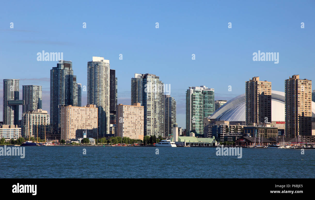 Harbourfront toronto ontario hi-res stock photography and images - Alamy