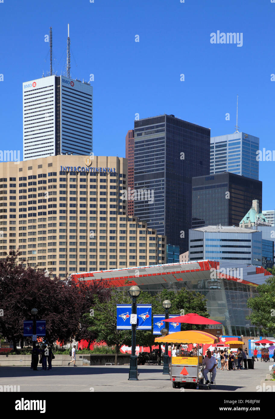 Canada, Ontario, Toronto, downtown, skyline, street scene Stock Photo ...