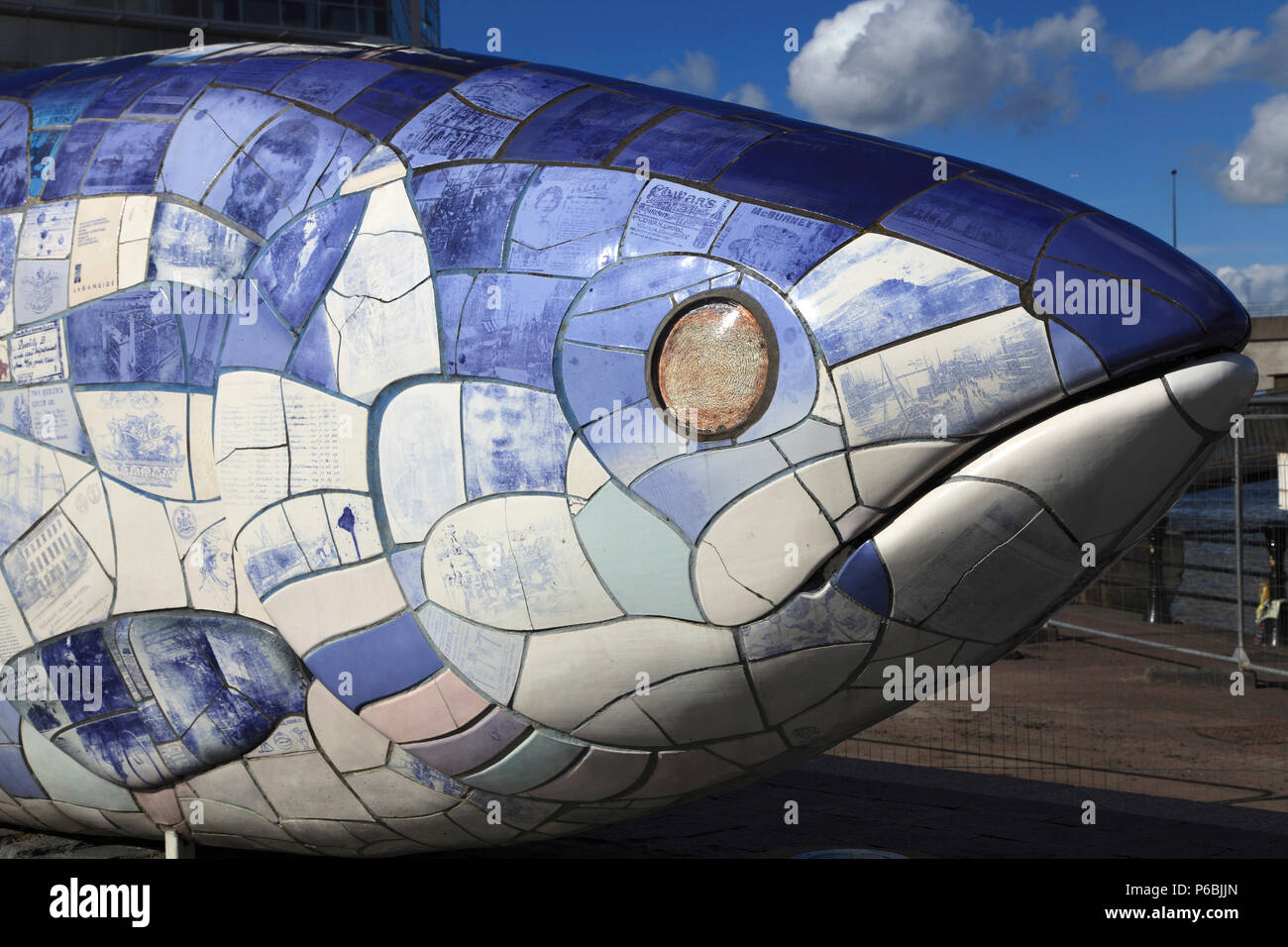 John kindness sculpture hi-res stock photography and images - Alamy