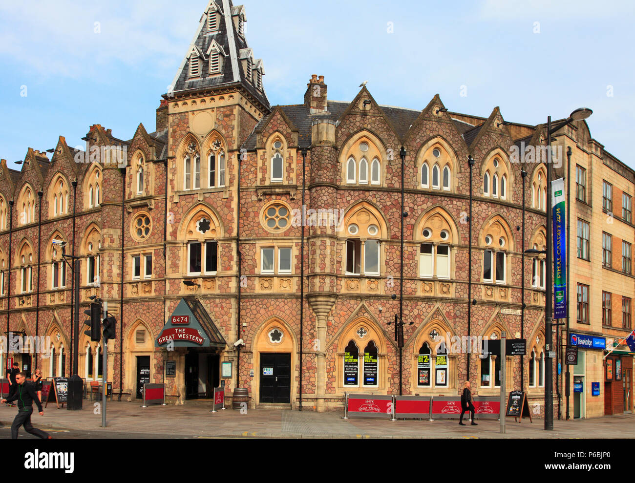 UK, Wales, Cardiff, street scene, typical architecture Stock Photo - Alamy