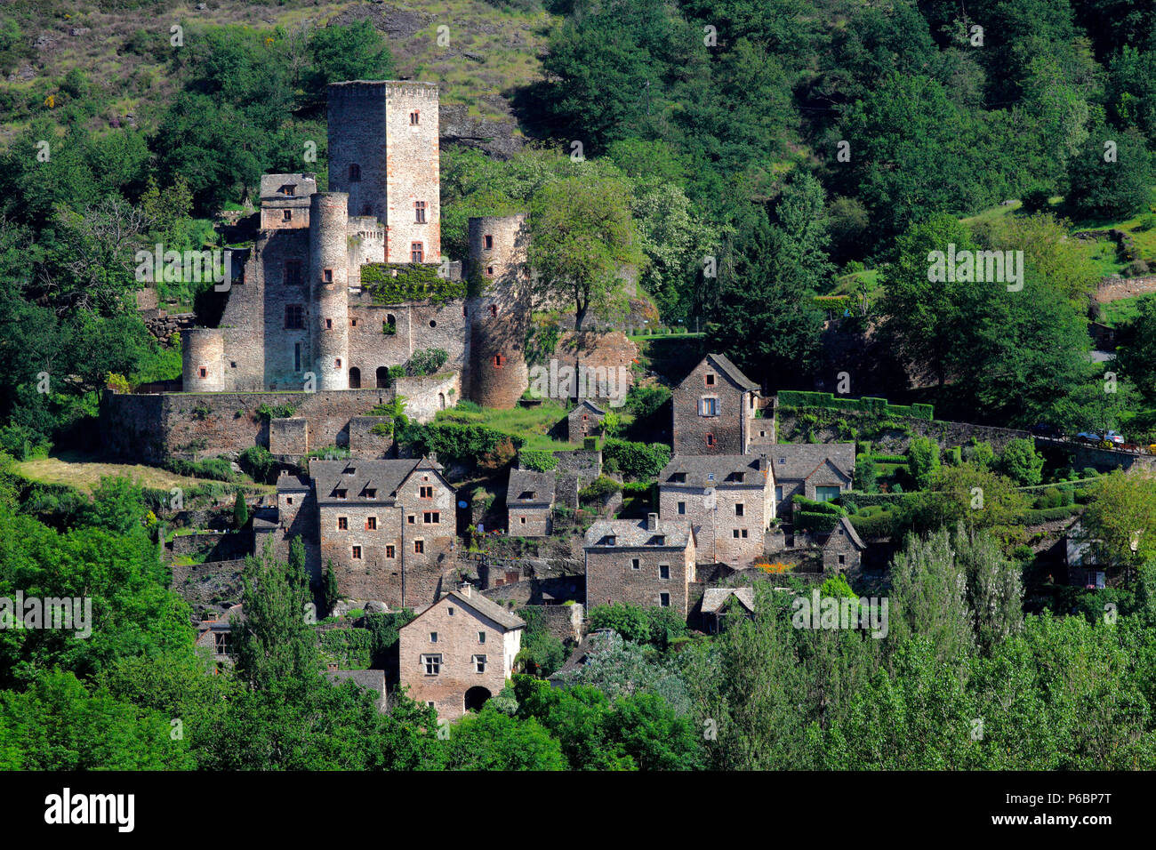 France, Occitanie, Aveyron department (12), Belcastel (most beautiful ...