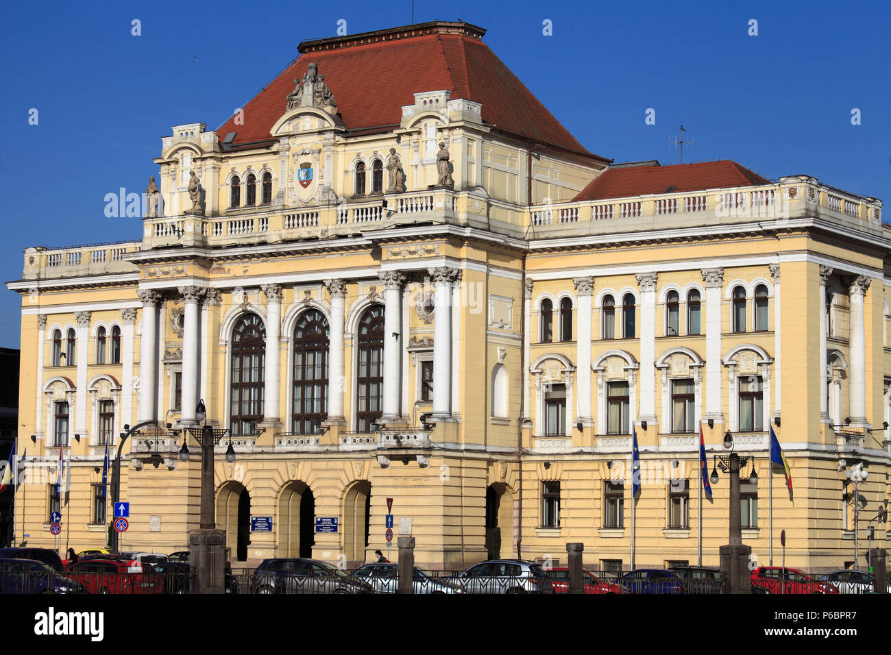 Romania, Crisana, Oradea, Town Hall Stock Photo - Alamy