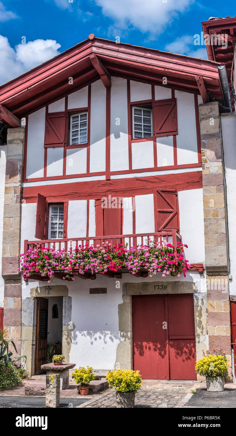 17th and 18th century architecture hi-res stock photography and images ...