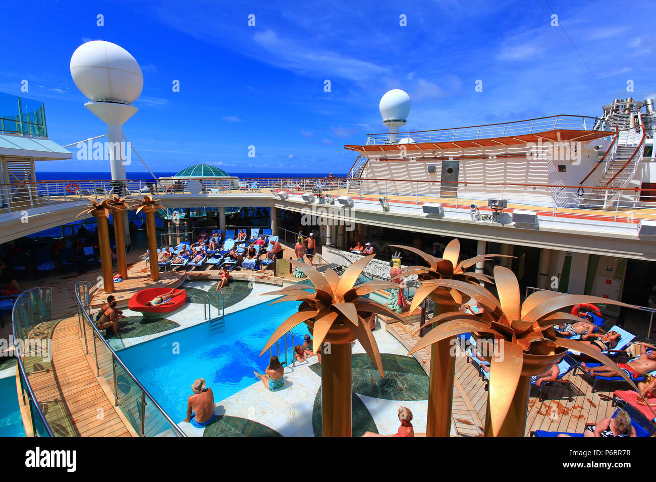 Mandatory credit: Freedom of the Seas. Royal Caribbean Stock Photo - Alamy