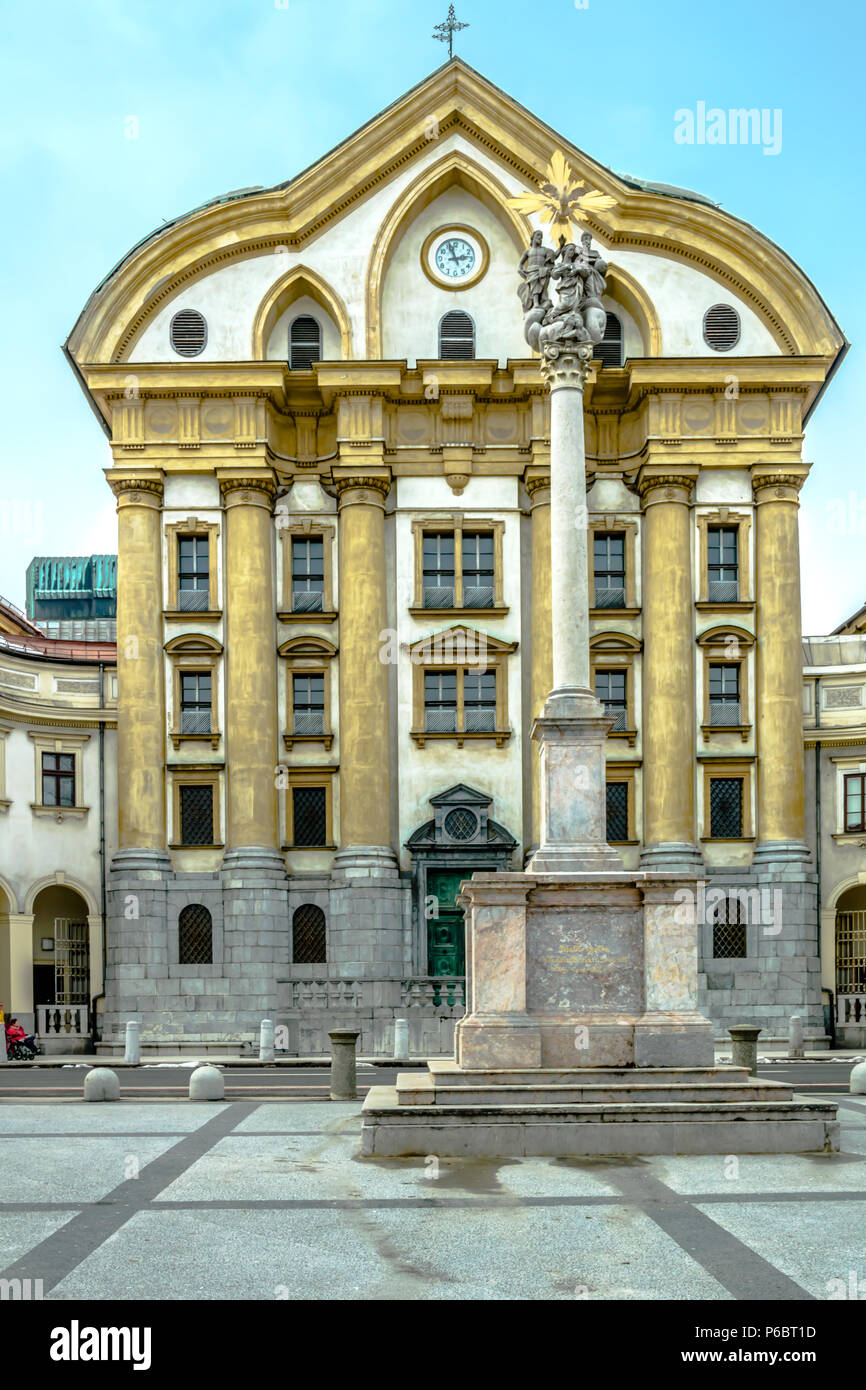 Pillar of the holy trinity hi-res stock photography and images - Alamy