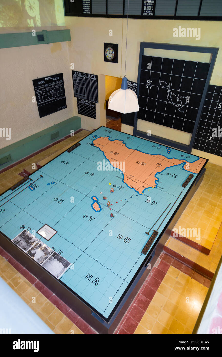 Raf control room hi-res stock photography and images - Alamy