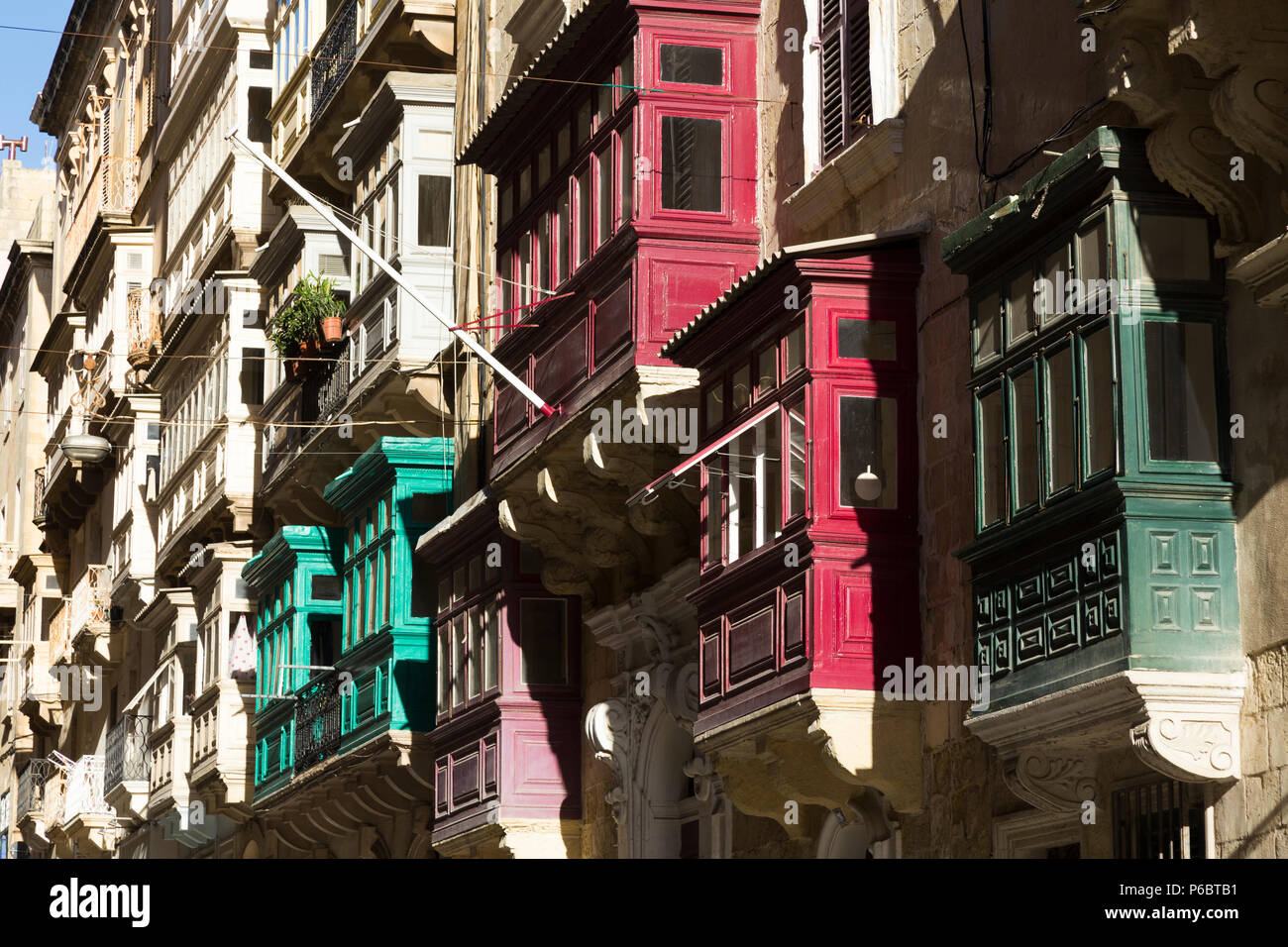 Enclosed balcony valletta malta hi-res stock photography and images - Alamy