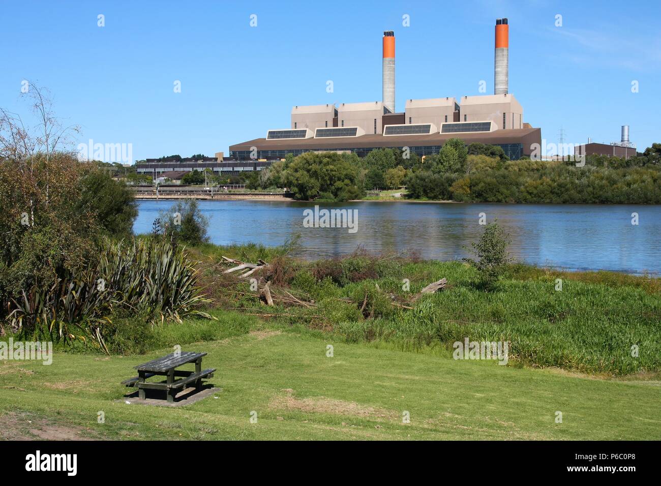 Coal powered electric generation hi-res stock photography and images ...