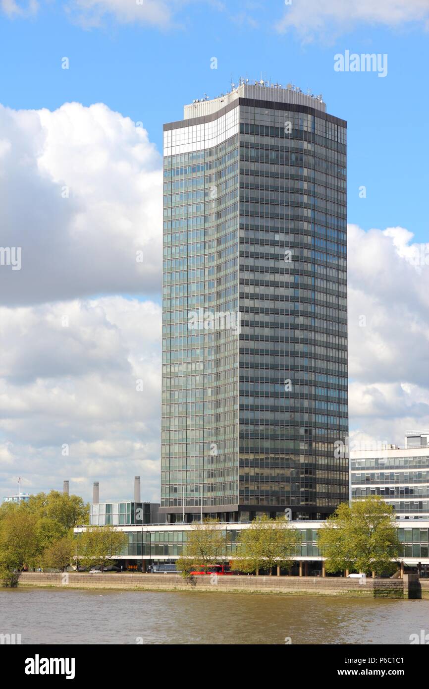 The millbank tower hi-res stock photography and images - Alamy