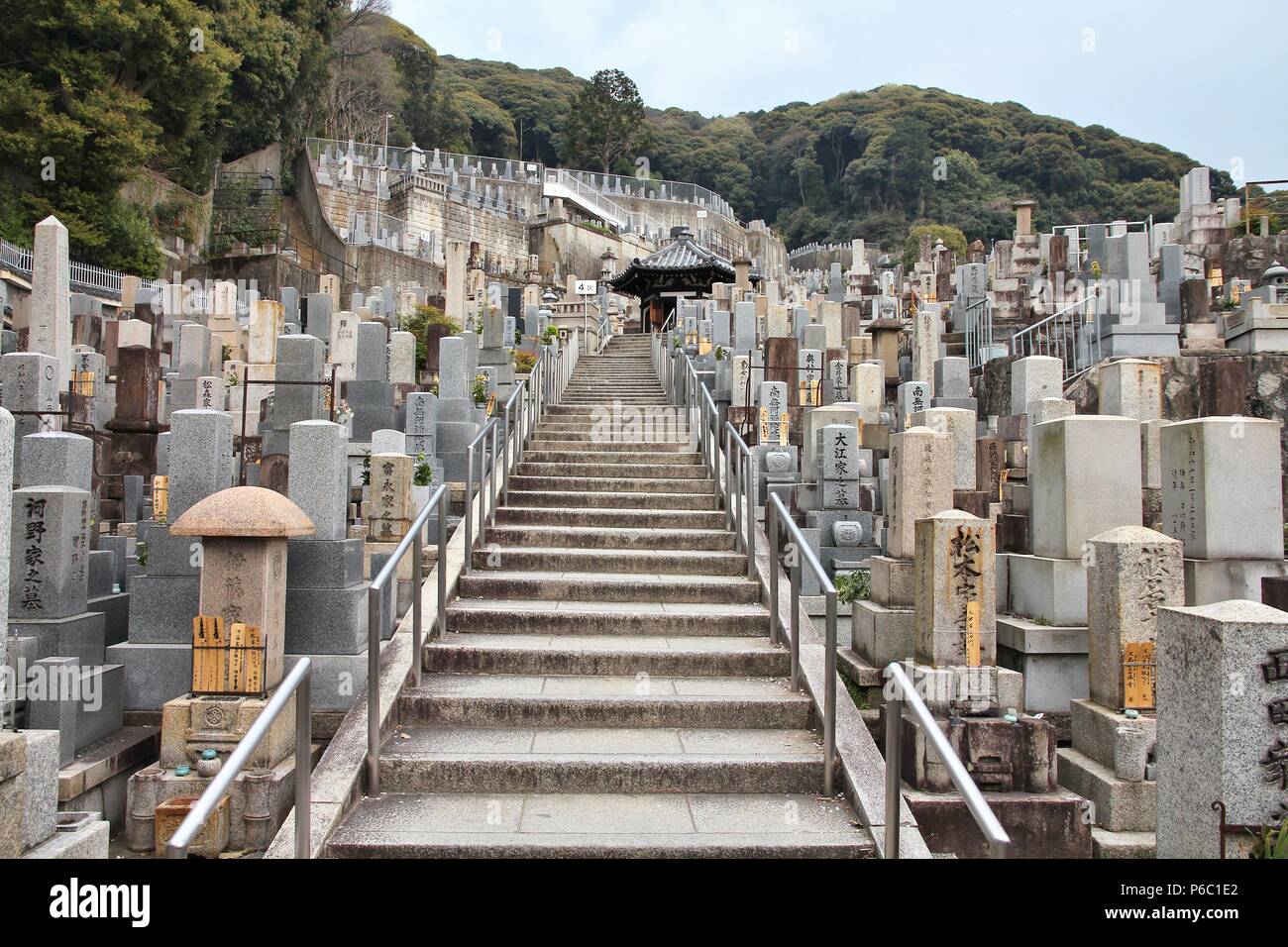 Japanese cemetery kyoto japan hi-res stock photography and images - Alamy