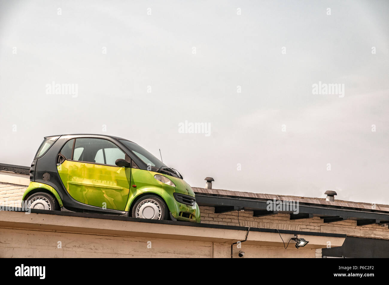 Car On Bricks High Resolution Stock Photography and Images - Alamy