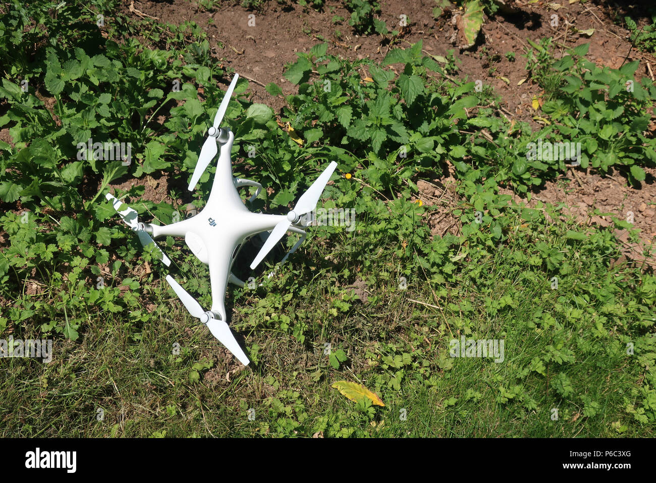 Smashed drone hi-res stock photography and images - Alamy
