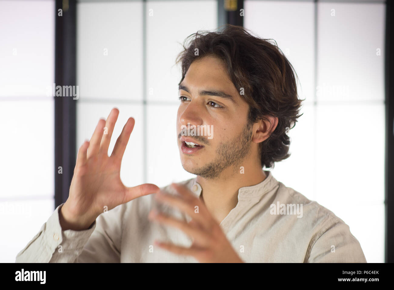 Moving hands hi-res stock photography and images - Alamy