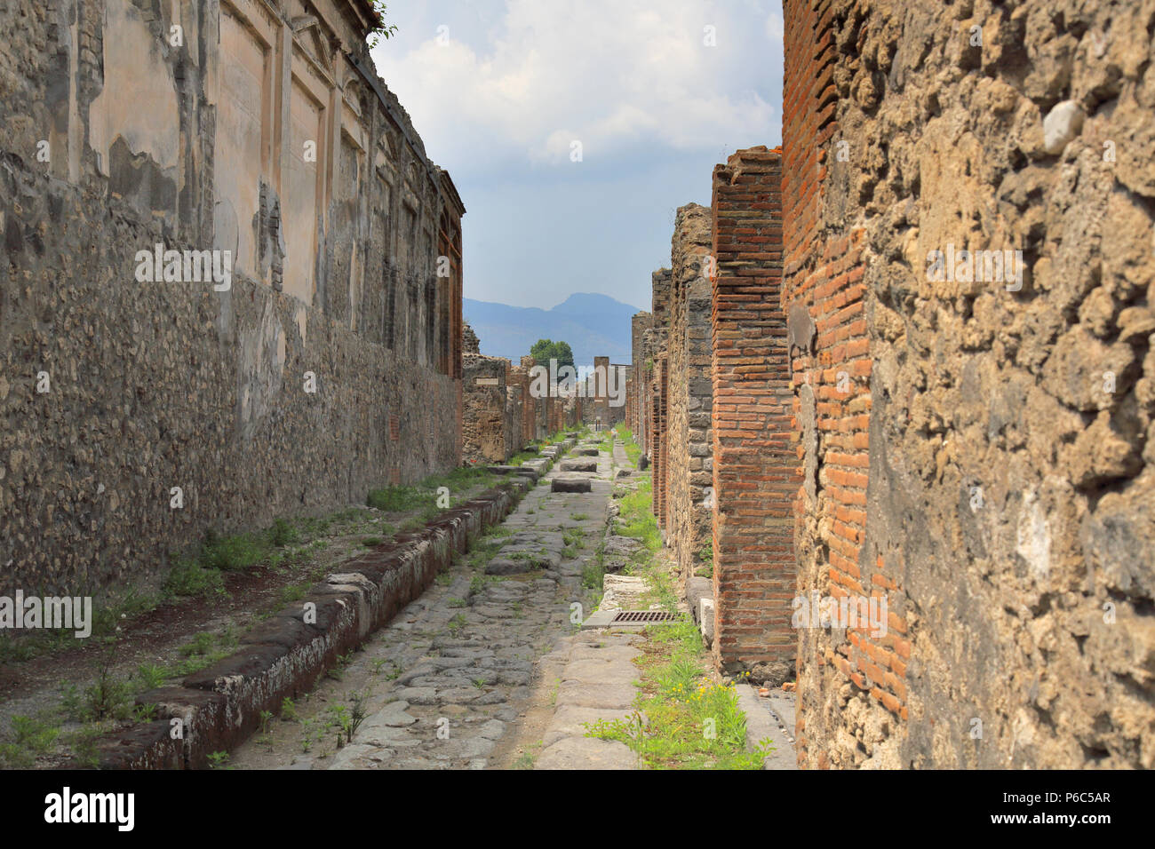 the recovered ruins of Pompeii after the eruption of vesuvius in AD 79 ...