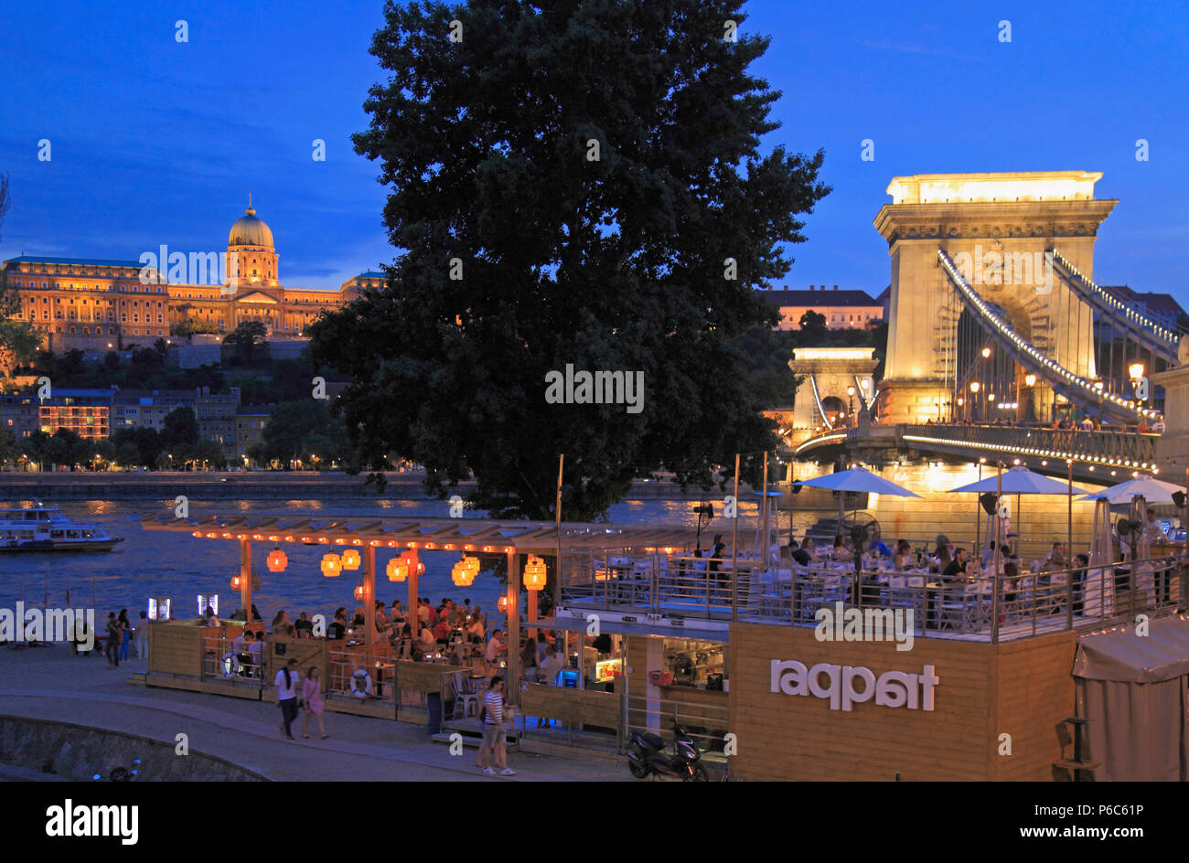 Hungary, Budapest, Royal Palace, Chain Bridge, bar, pub, people ...