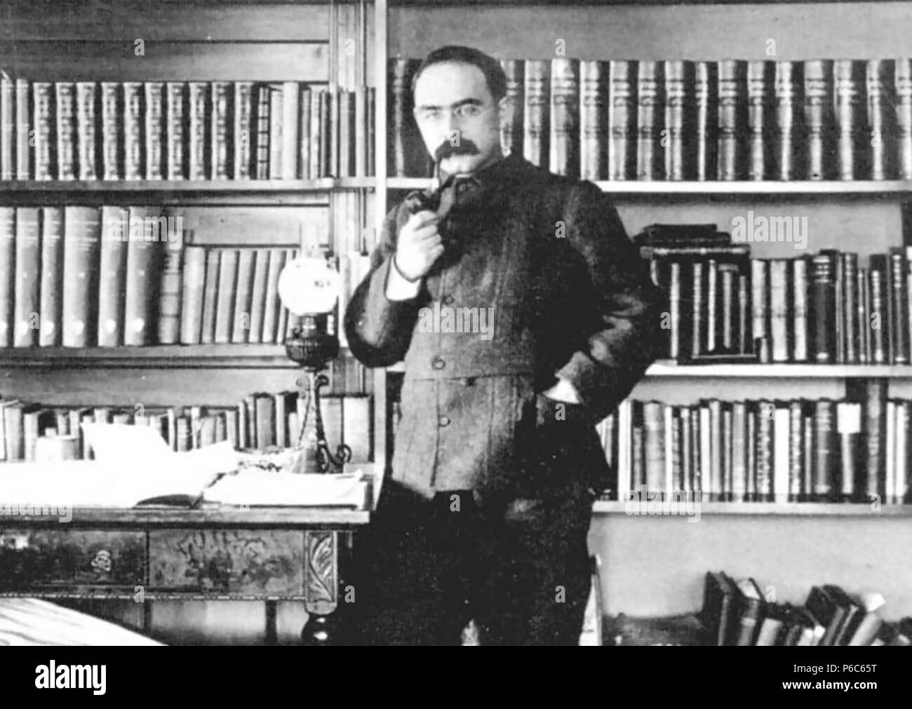 Kim rudyard kipling Black and White Stock Photos & Images - Alamy