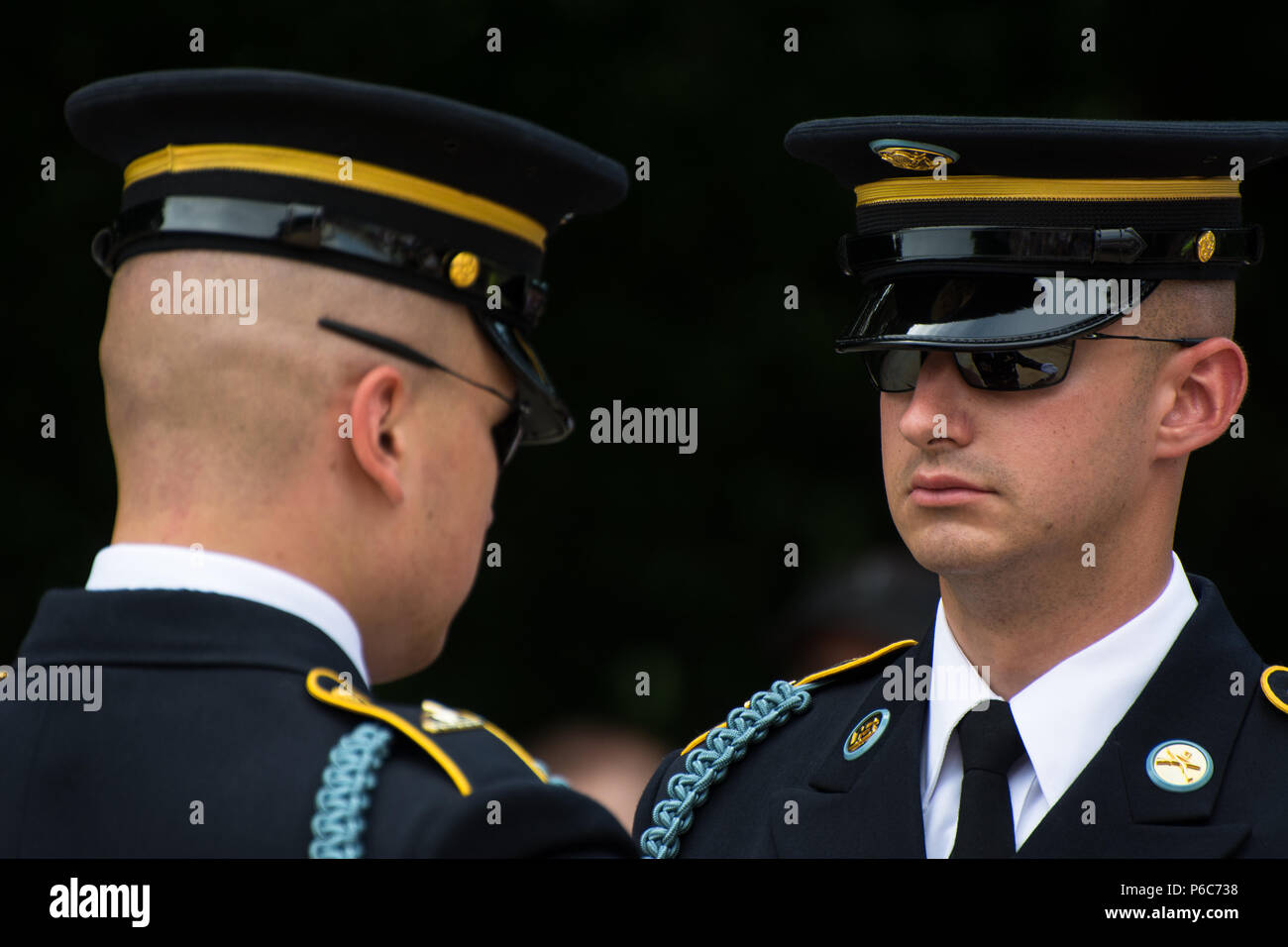 Changing of the Guard ceremony at Arlington National Cemetery, Tomb of ...