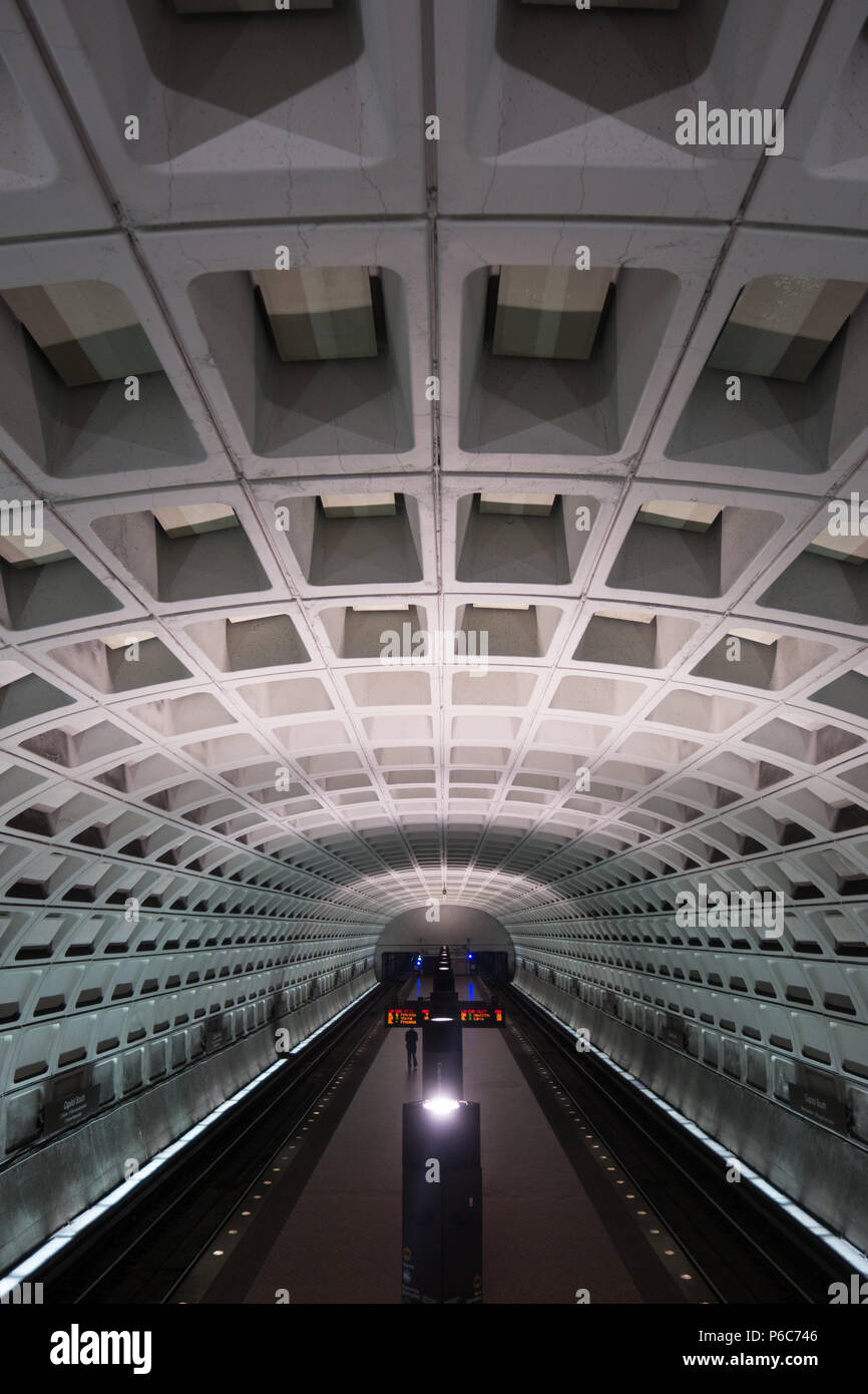 Dc metro hi-res stock photography and images - Alamy