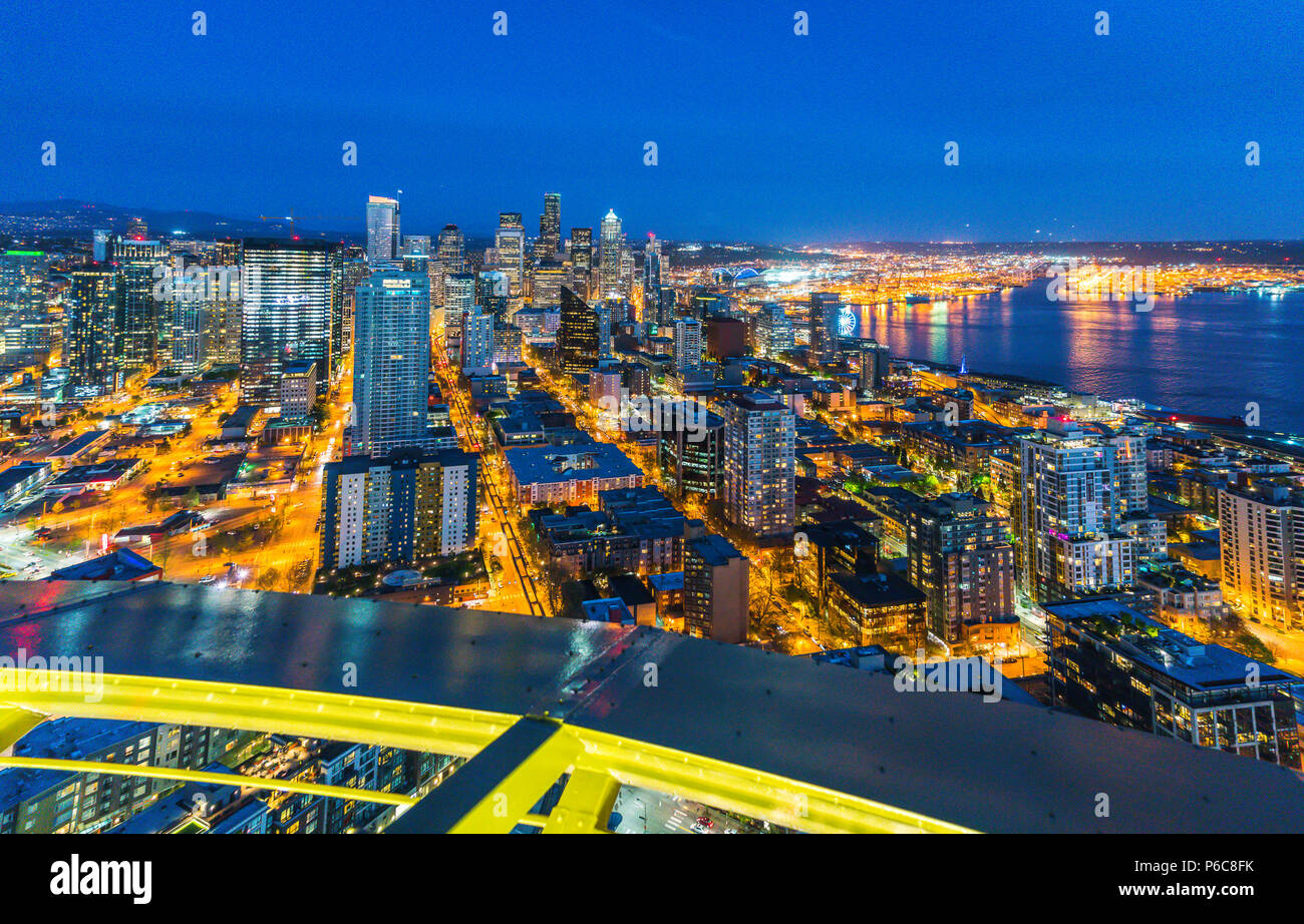 Seattle skyscraper hi-res stock photography and images - Alamy
