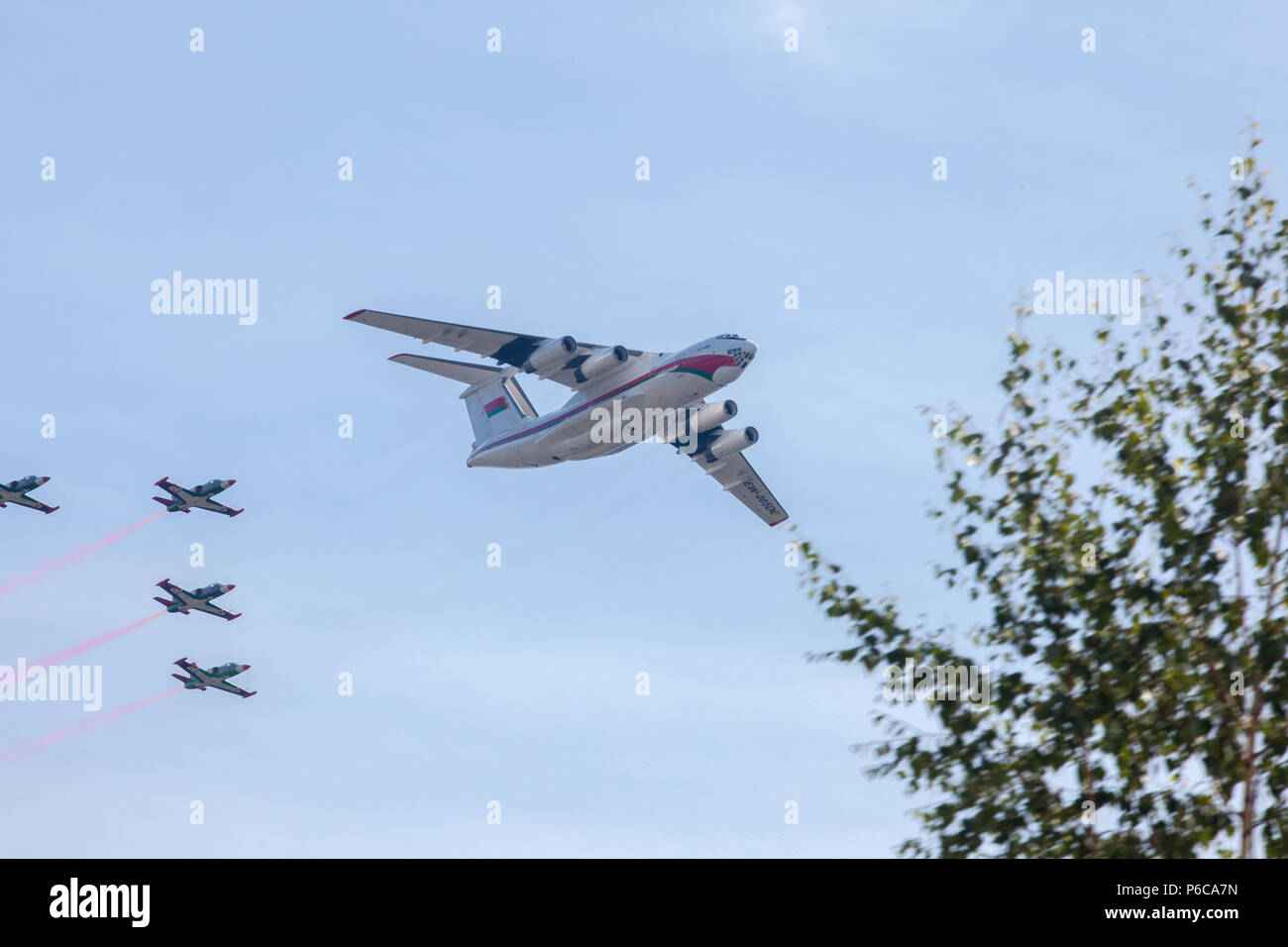 Airplane target hi-res stock photography and images - Alamy