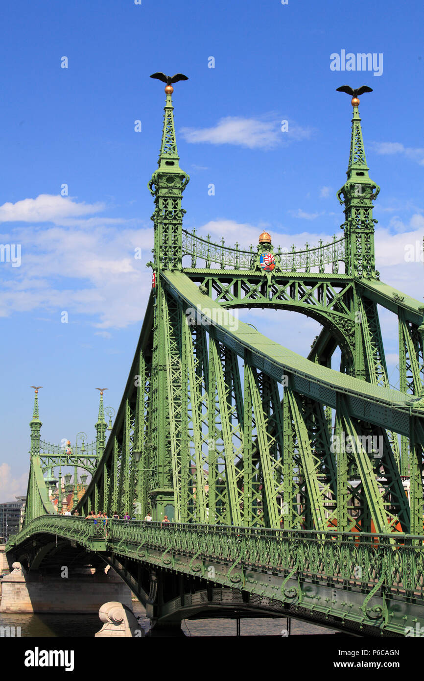 Hungary, Budapest, Freedom Bridge, Szabads‡g H’d Stock Photo - Alamy