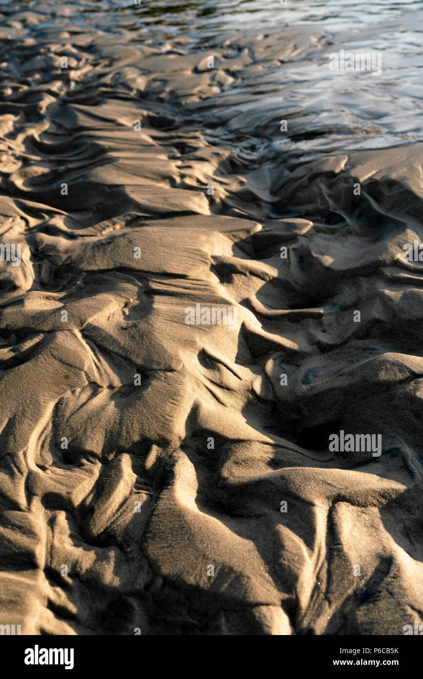 Beautiful organic patterns in the sand Stock Photo - Alamy