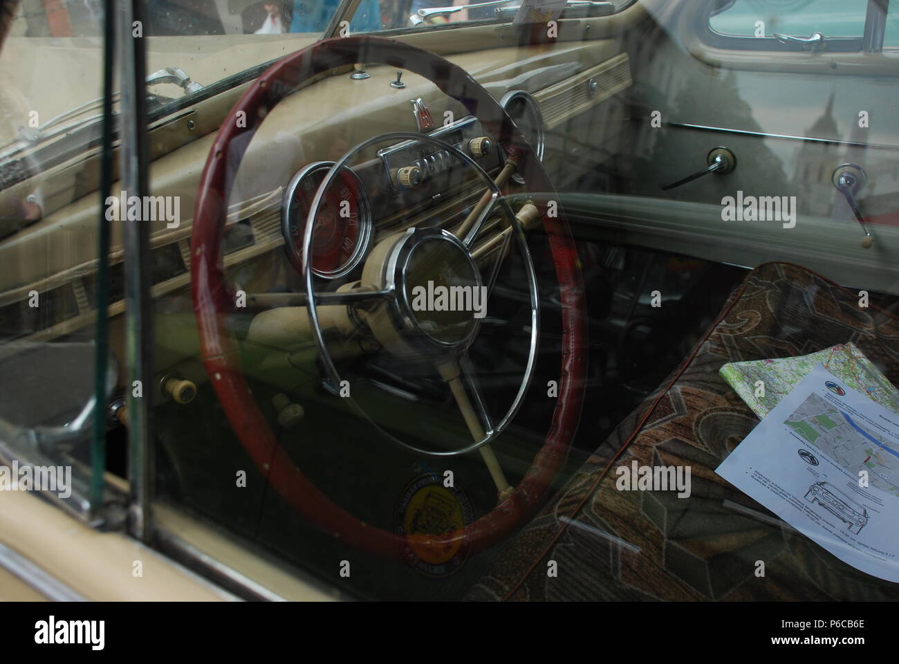 Gaz m20 pobeda hi-res stock photography and images - Alamy