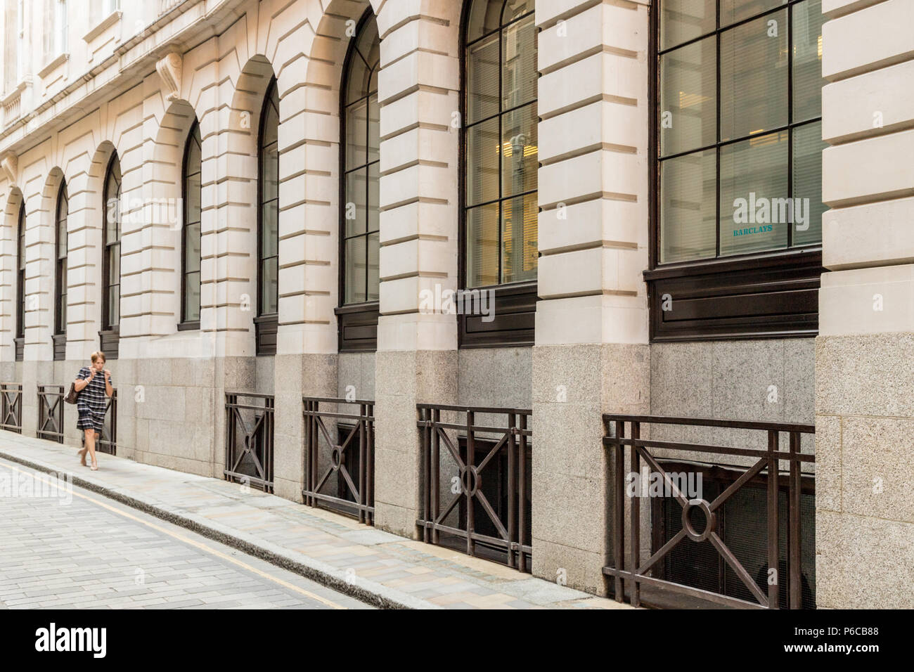 Typical london scene hi-res stock photography and images - Alamy