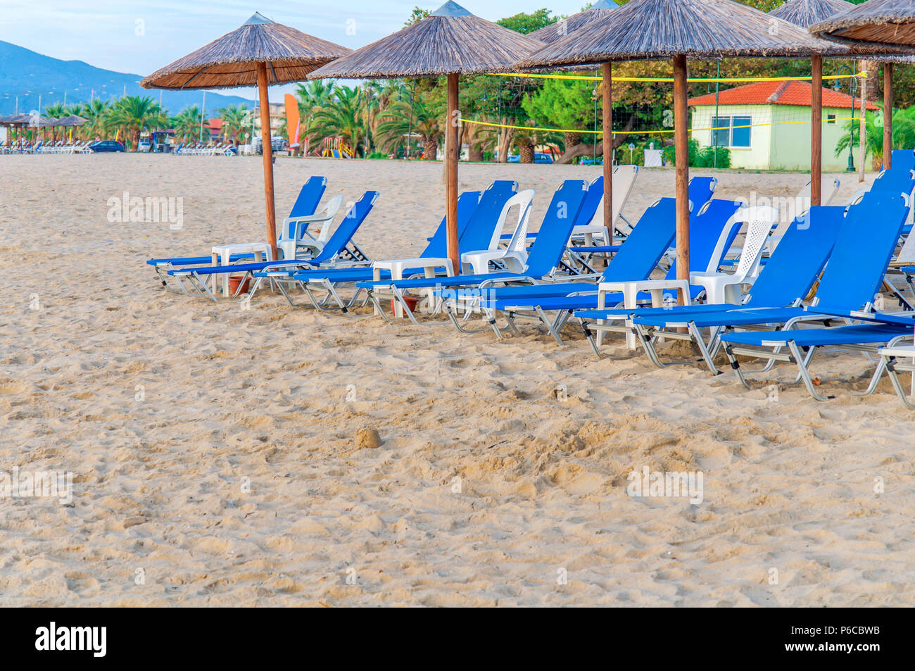 Sunbed on beach hi-res stock photography and images - Alamy